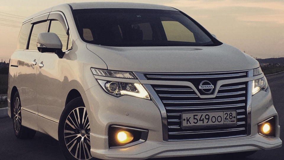 Nissan Elgrand (E52) 2.5 бензиновый 2016 | на DRIVE2