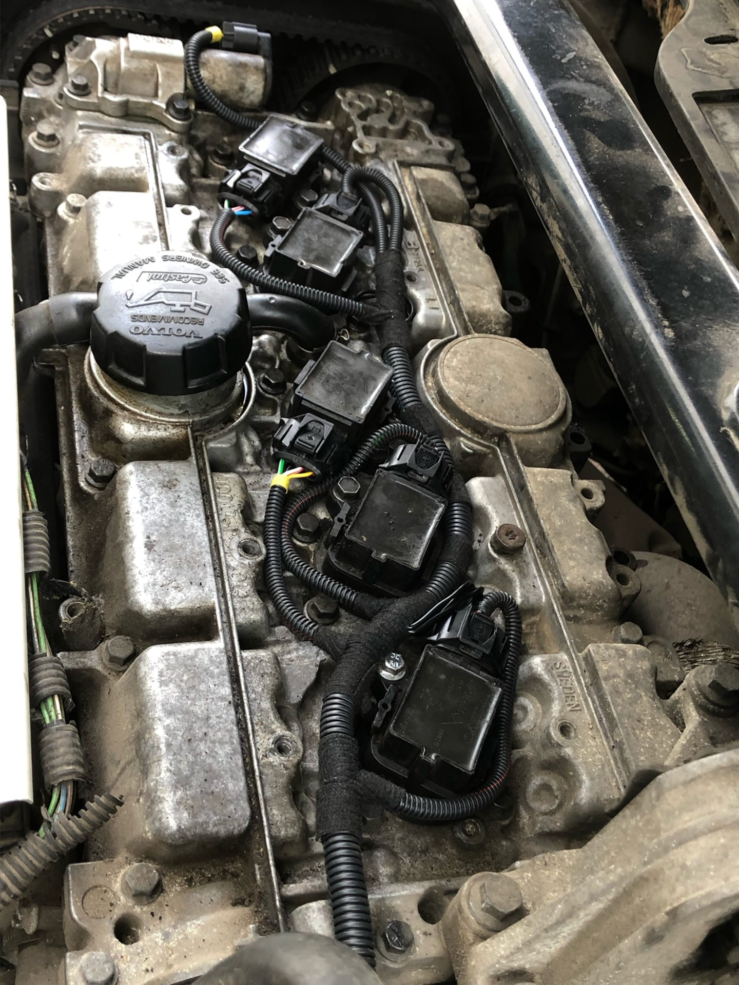 Проводка катушек зажигания — Volvo S80 (1G), 2,4 л, 1999 года ...