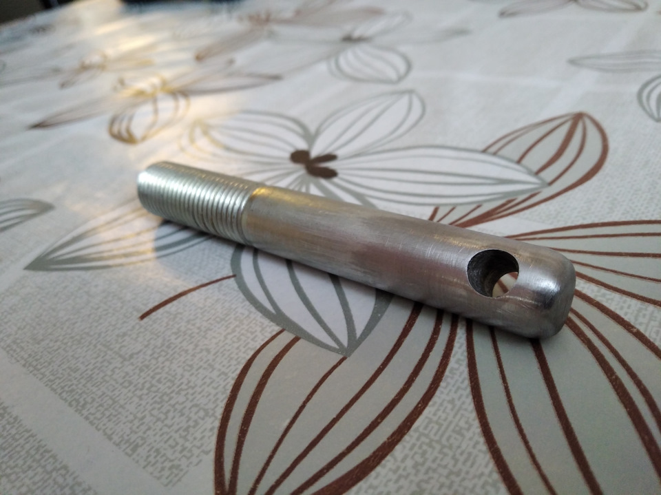 Приспособа для монтажа колёс! 🤪 — Volkswagen Polo Sedan, 1,6 л, 2012 ...