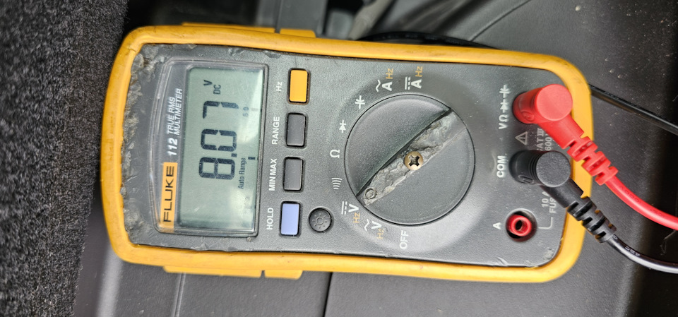 Замена малого акума — Ford C-Max Hybrid, 2 л, 2015 года | своими руками ...