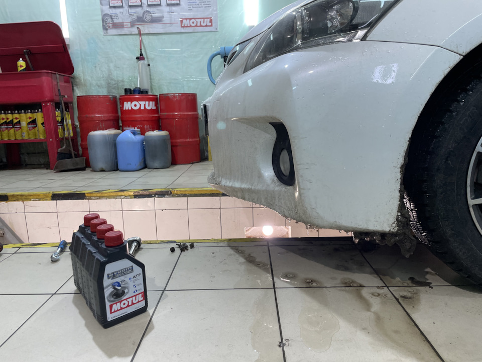 Замена жидкости Atf в планетарной АКПП — Lexus CT 200h, 1,8 л, 2011 ...