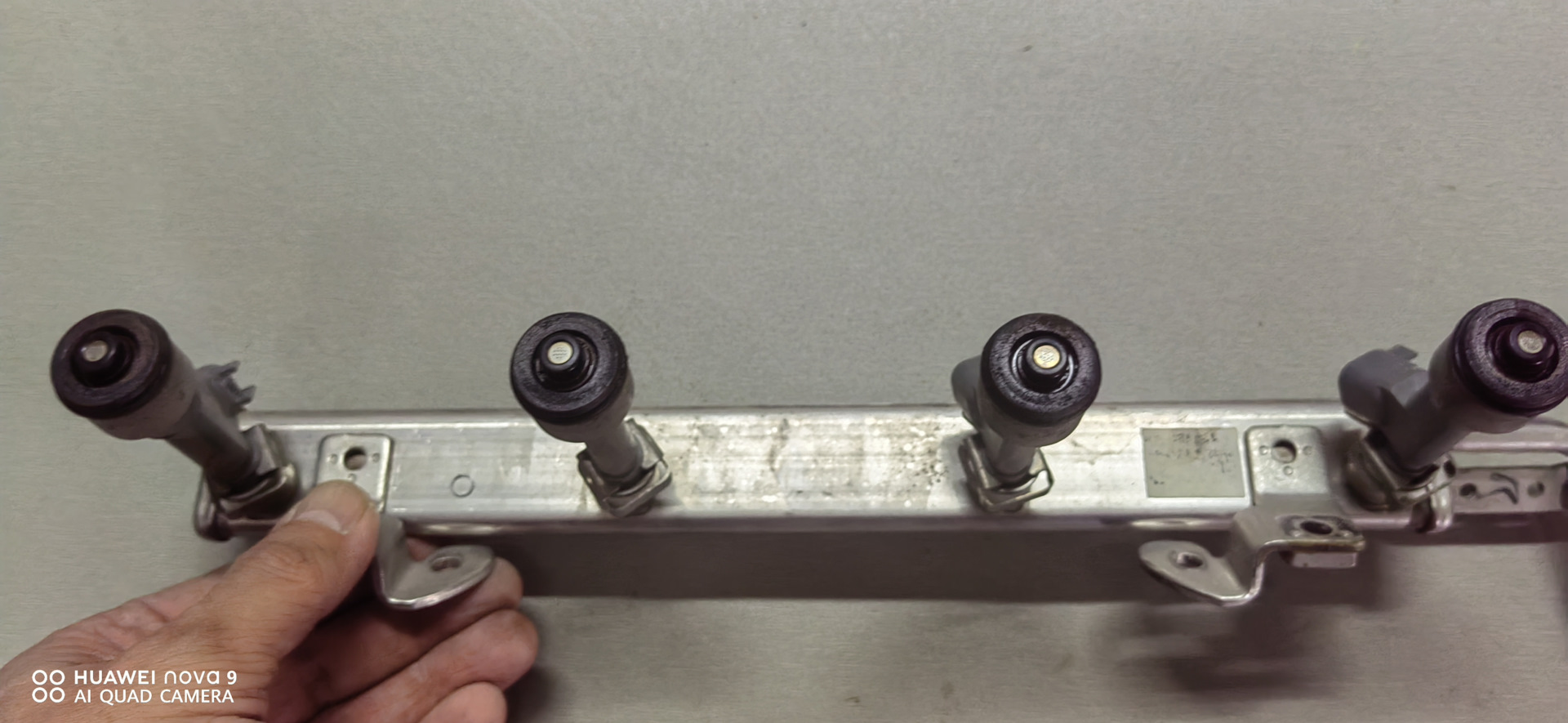 Замена топливных форсунок (бензин 2.4) на моей Каптиве. Оригинал GM ...