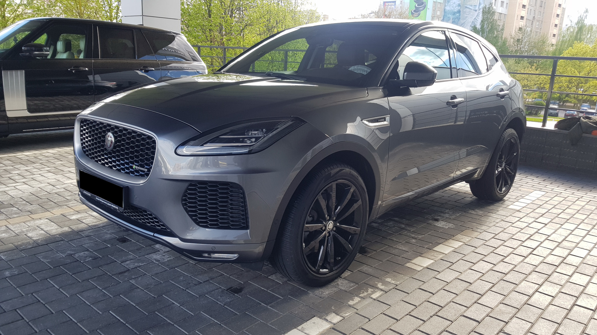 Матричные фары — Jaguar E-Pace, 2 л, 2019 года | тюнинг | DRIVE2
