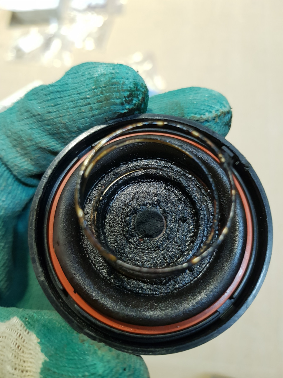 Жор масла ПОБЕЖДЕН! — Volvo S60 (2G), 2,5 л, 2012 года | поломка | DRIVE2