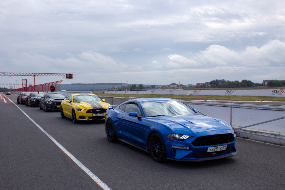 MUSTANG TRACK DAYS 18.09.2022 ADM RACEWAY — Ford Mustang (6G), 2,3 л ...
