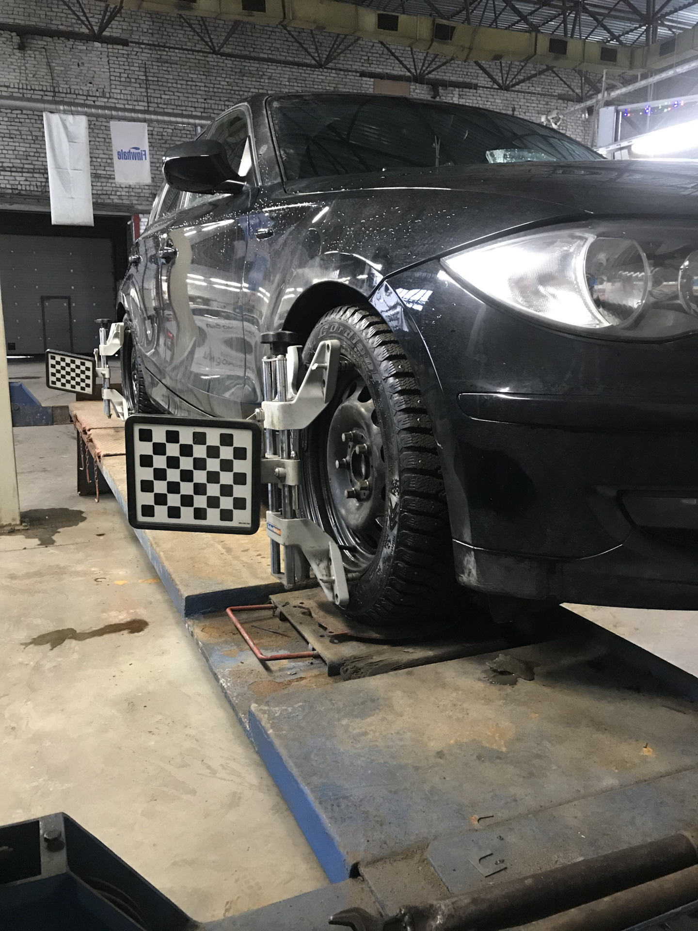 Замена рулевых наконечников — BMW 1 series (E81/E87), 1,6 л, 2011 года ...