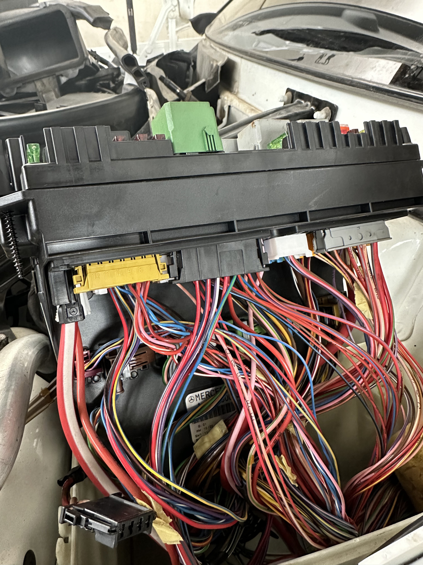 Разобрал блок SAM — Mercedes-Benz GLK-Class (X204), 3,5 л, 2012 года ...