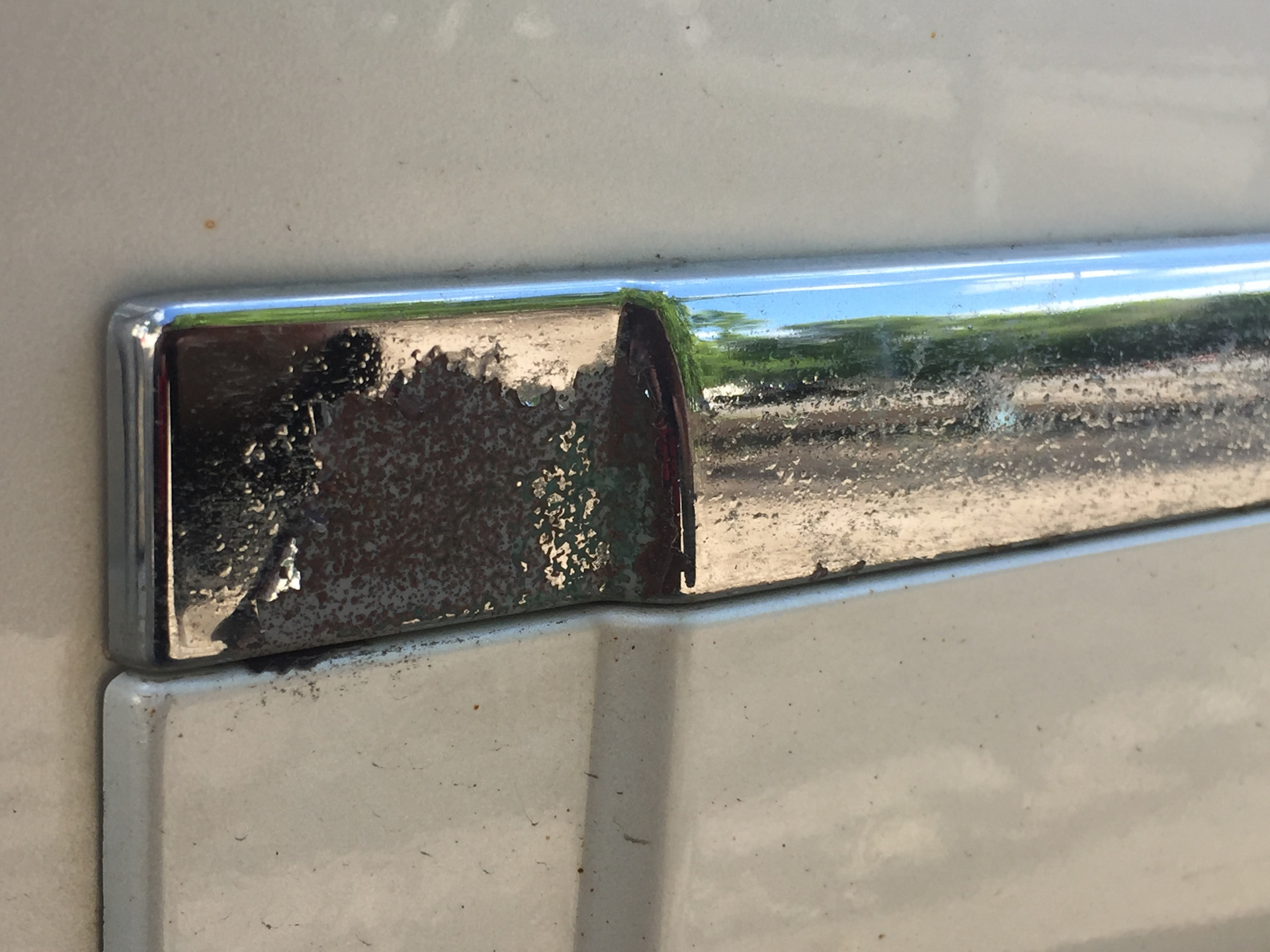 Блестящие… — Chevrolet Tahoe (GMT900), 5,3 л, 2013 года | стайлинг | DRIVE2