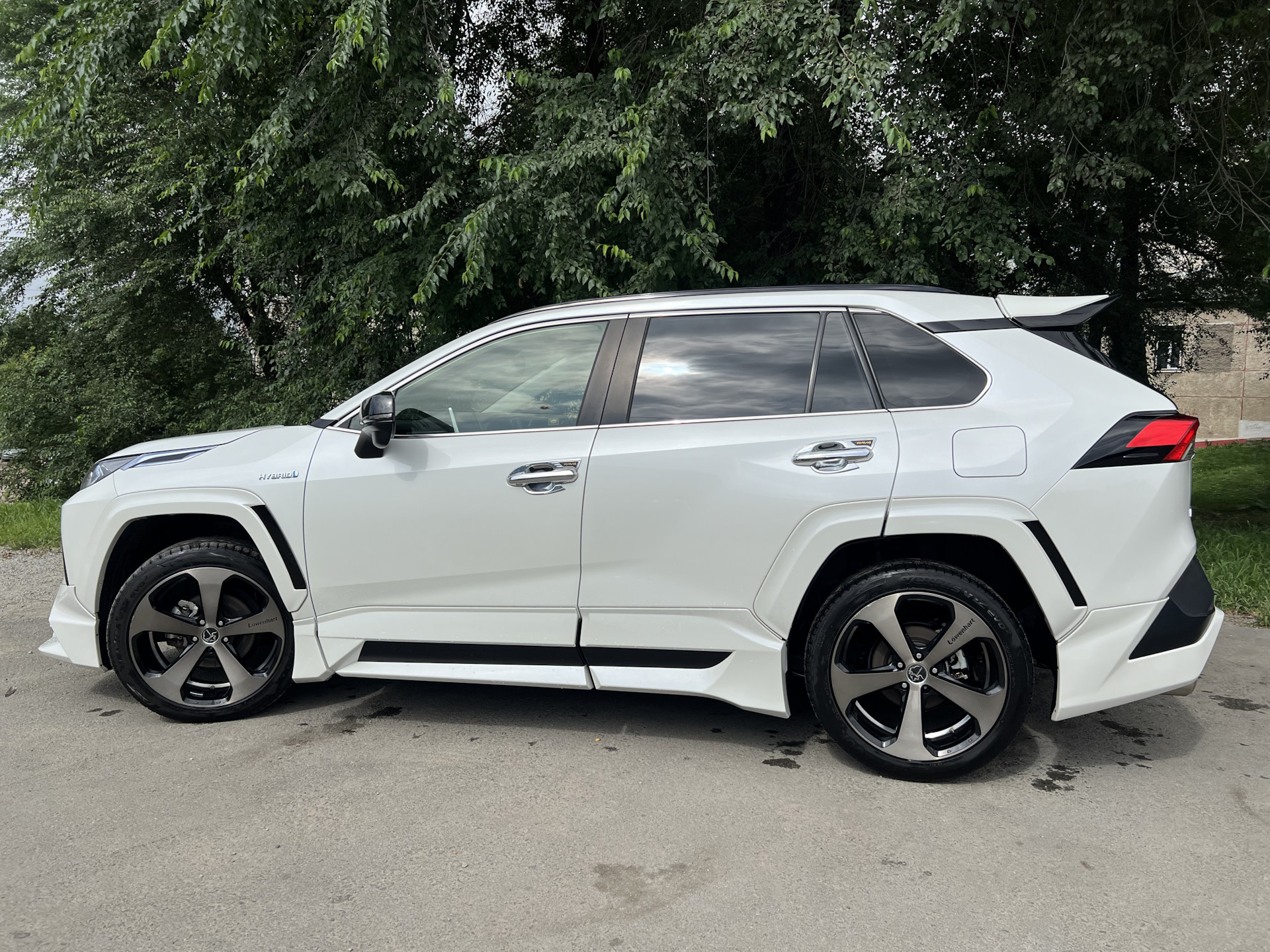 Колеса Lowenhart LV5 R20 — Toyota RAV4 Hybrid (5G), 2,5 л, 2019 года ...
