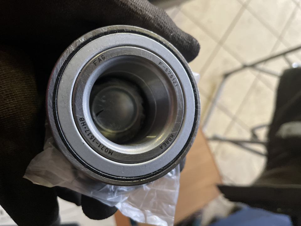 Замена ступичных подшипников — Hyundai Solaris (1G), 1,6 л, 2016 года ...