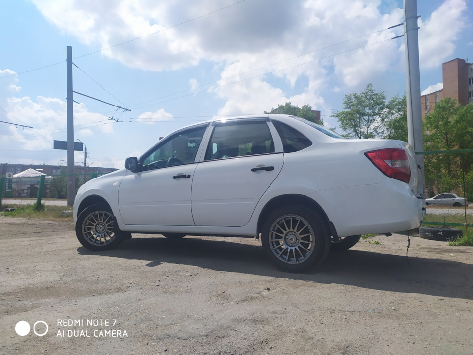 Диски Allante 184 R15 — Lada Гранта (1G), 1,6 л, 2012 года | колёсные ...