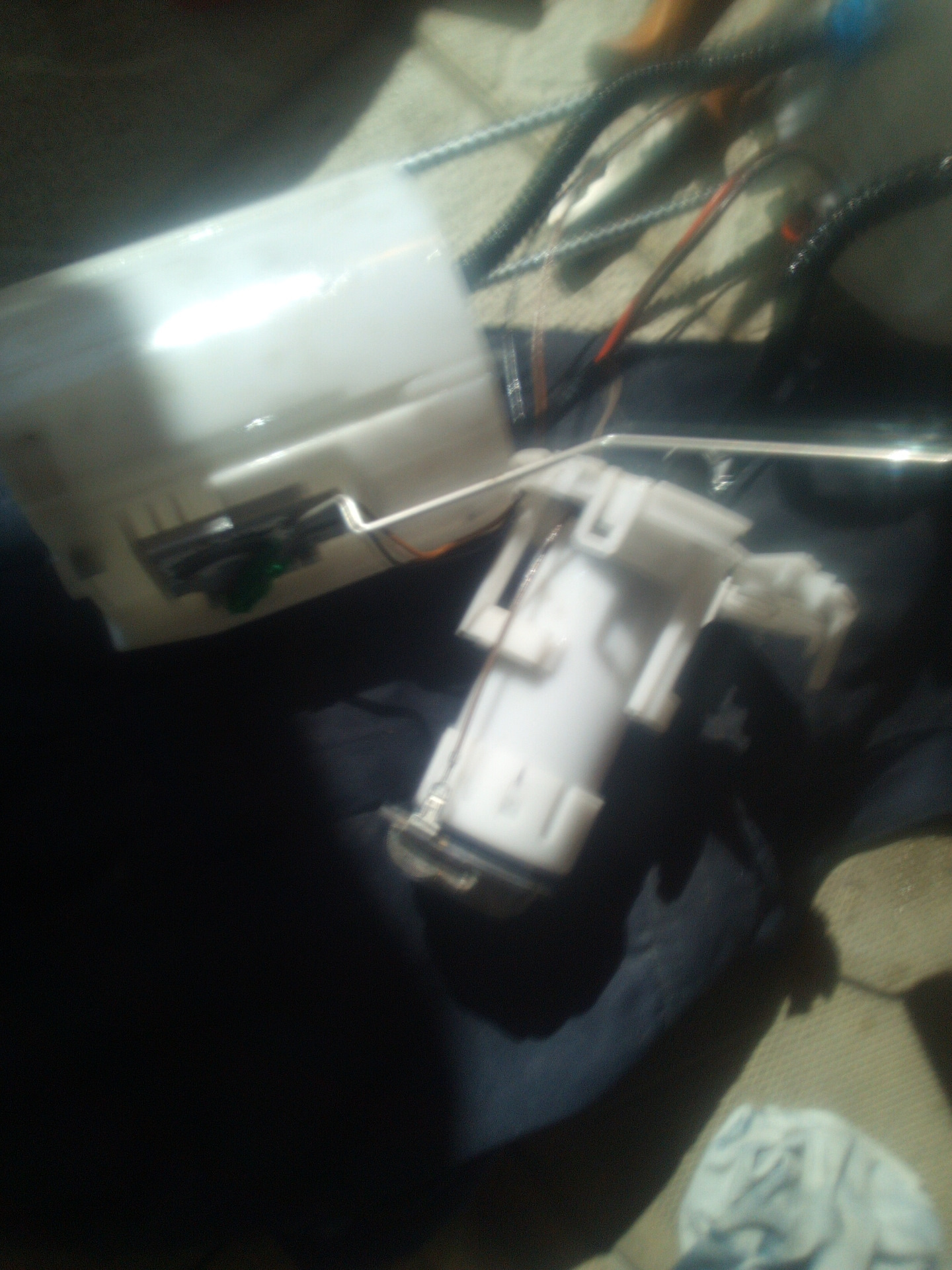 Смена топливного фильтра. — KIA Sportage (4G), 2 л, 2018 года | просто ...