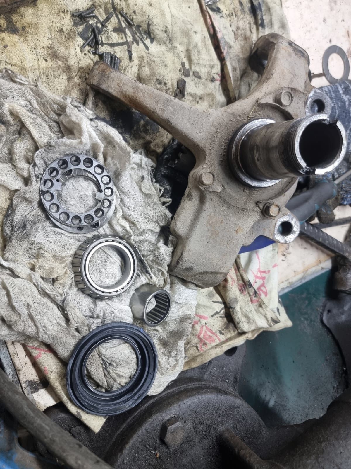 Небольшой ремонт подвески — Opel Frontera A Basic, 2,4 л, 1992 года ...