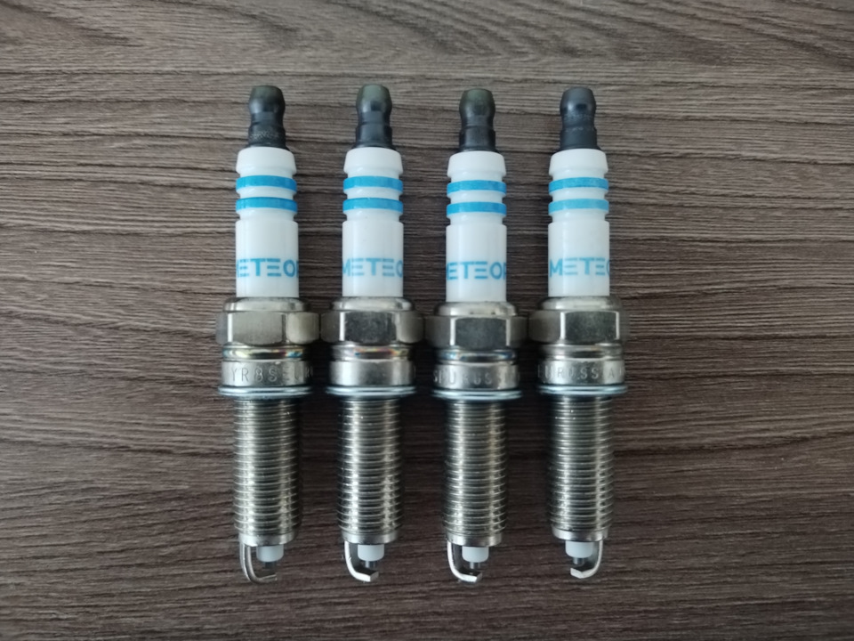 Свечи зажигания METEOR SA215. — Hyundai Creta (1G), 1,6 л, 2018 года | запчасти | DRIVE2