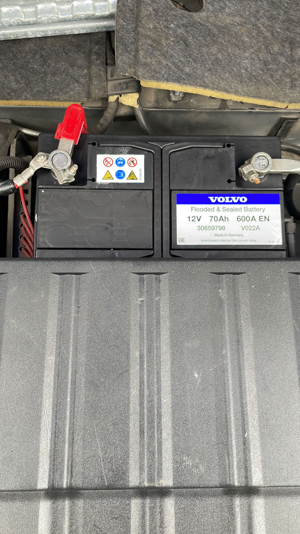 30659798 Стартерная аккумуляторная батарея Volvo | Запчасти на DRIVE2