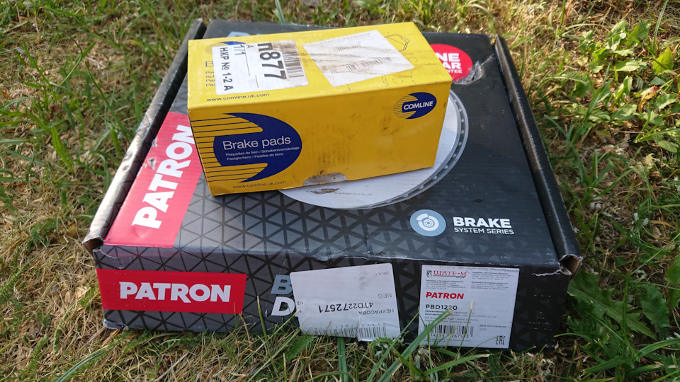 Передние диски, колодки — Peugeot 206 GTI, 2 л, 2001 года | своими ...