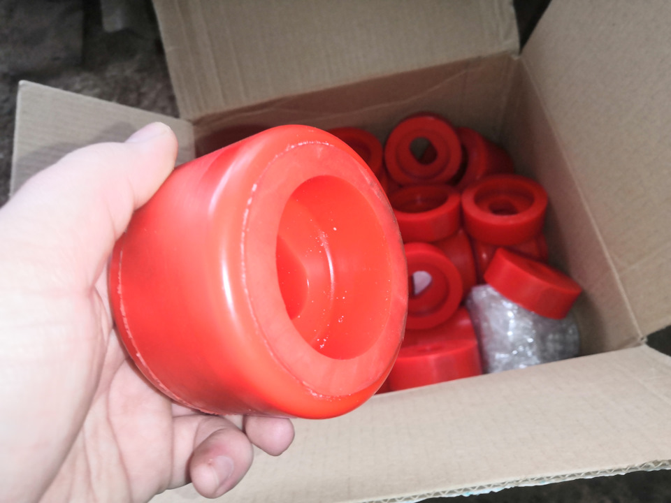 Полиуретановые подушки кузова — Cadillac Escalade (2G), 6 л, 2002 года ...