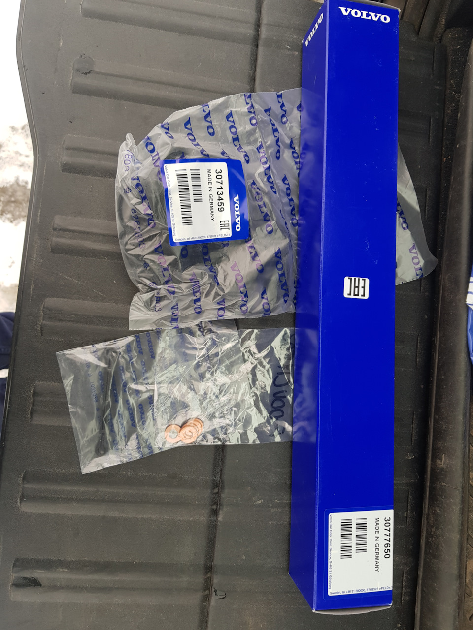 Замена вихревой заслонки. — Volvo XC90 (1G), 2,4 л, 2008 года ...