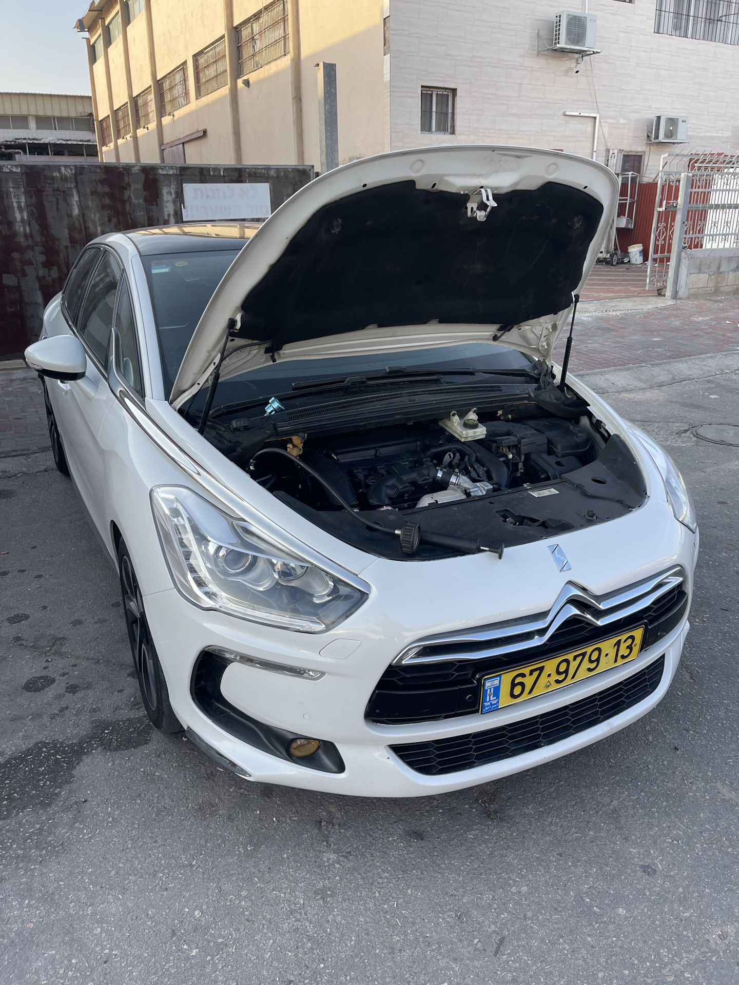 Термостат ушел по-английски — Citroen DS5, 1,6 л, 2012 года | поломка | DRIVE2