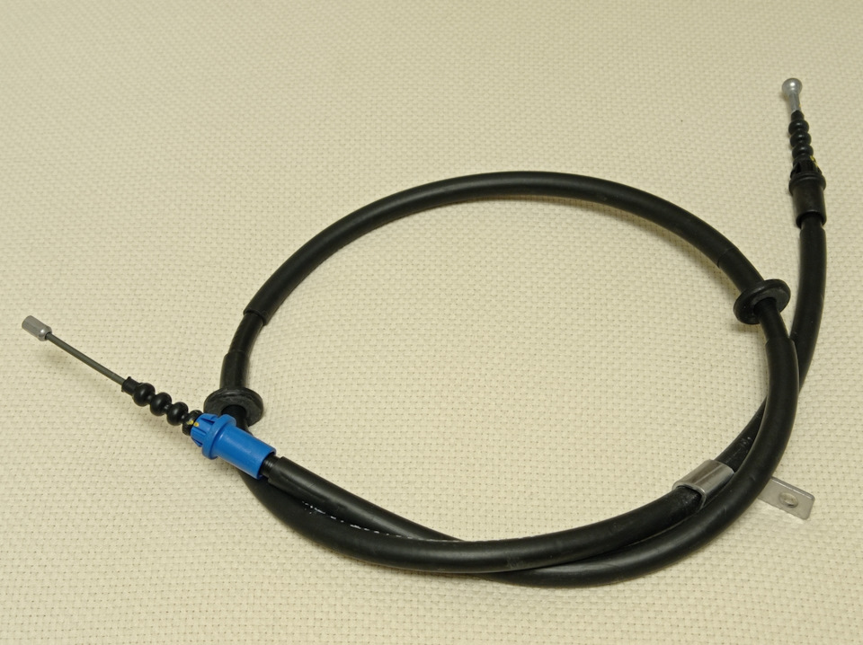 Citroen Spacetourer. Замена тросов ручного тормоза (ручника). — Citroen ...