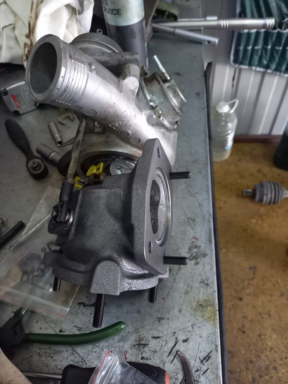 Турбо🐌 — Volvo XC90 (1G), 2,5 л, 2004 года | запчасти | DRIVE2