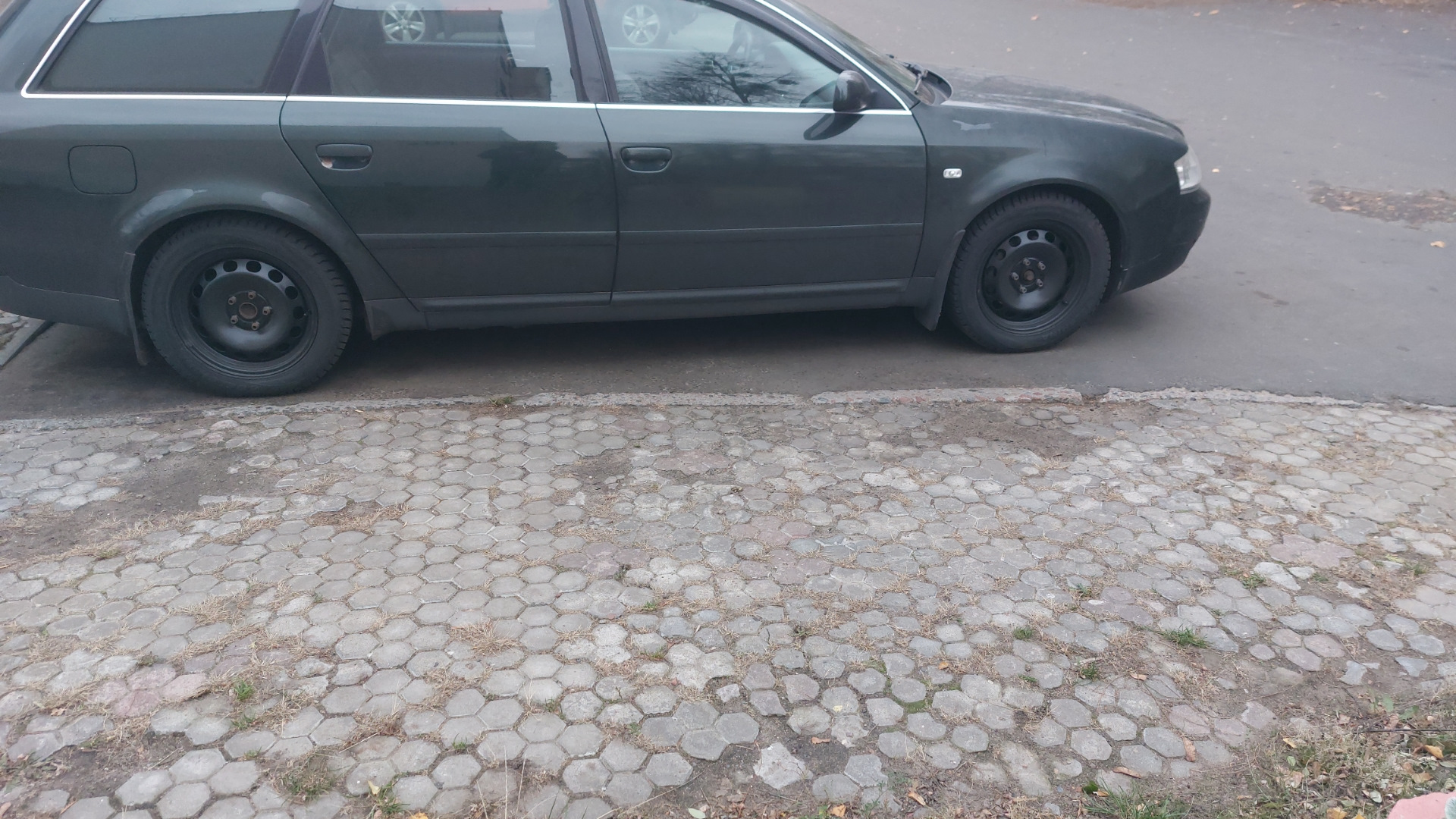 Пружины для а6 с5 универсал — Audi A6 Avant (C5), 1,9 л, 2002 года ...