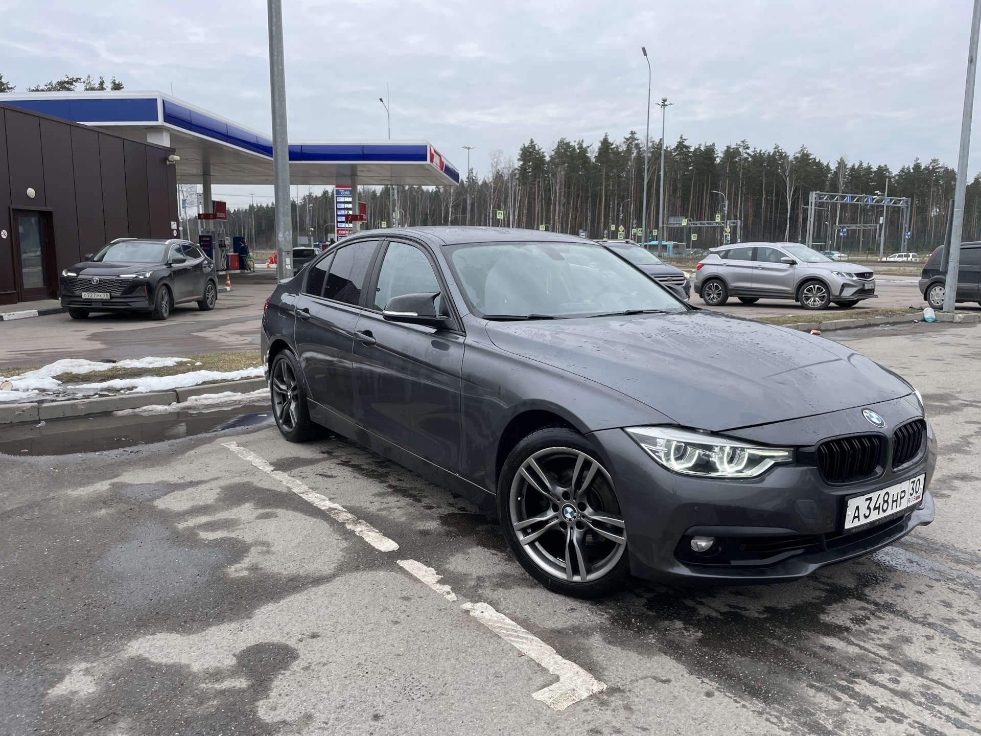 2 литра ярости — R18 и М — BMW 3 series (F30), 2 л, 2018 года | аксессуары | DRIVE2
