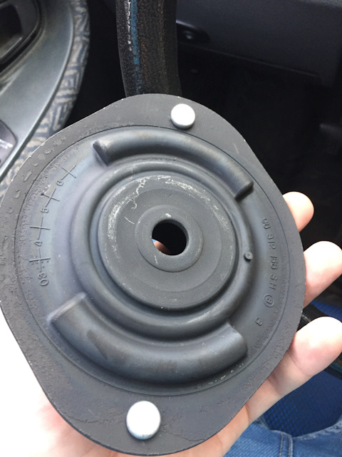 A2109870045 Заглушка бачка омывателя MERCEDES | Запчасти на DRIVE2