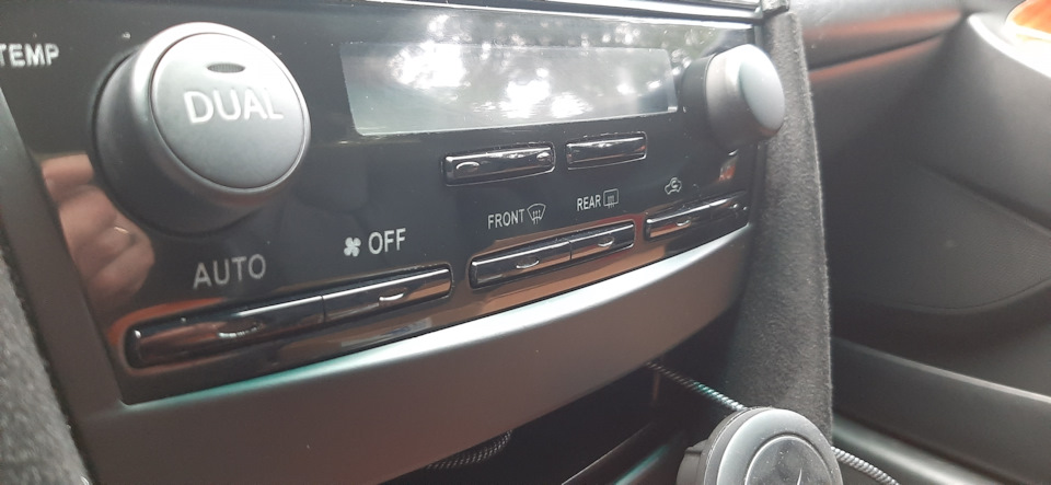 Фото нескольких моих работ по блоку климат контроля на заказ — Toyota ...