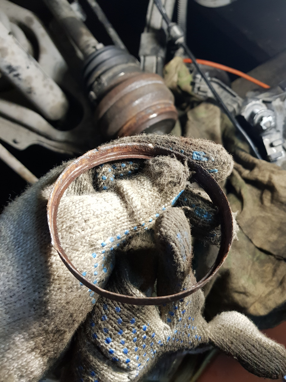 Замена задних импульсных колец ABS — Mercedes-Benz E-Class (W211), 3,5 ...