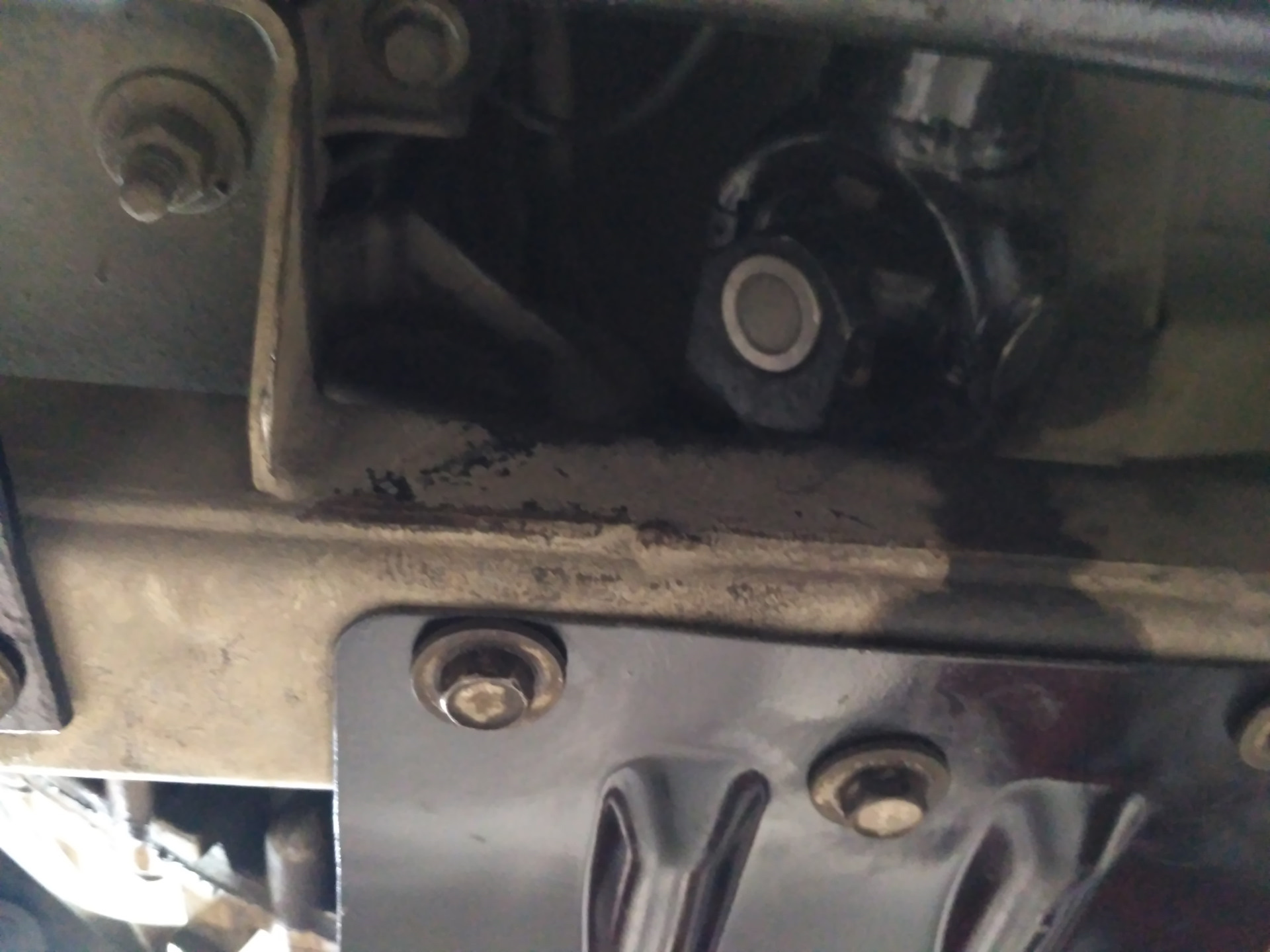 втулка в раздатку — Hummer H2, 6 л, 2005 года | визит на сервис | DRIVE2