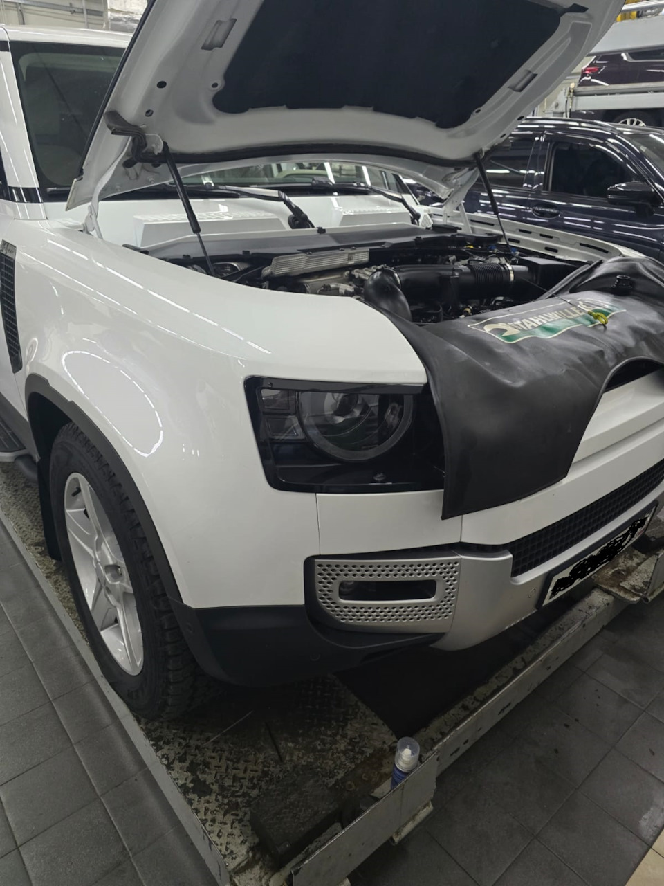 N10. ТО7 в JLR Кунцево — Land Rover Defender (L663), 3 л, 2021 года ...