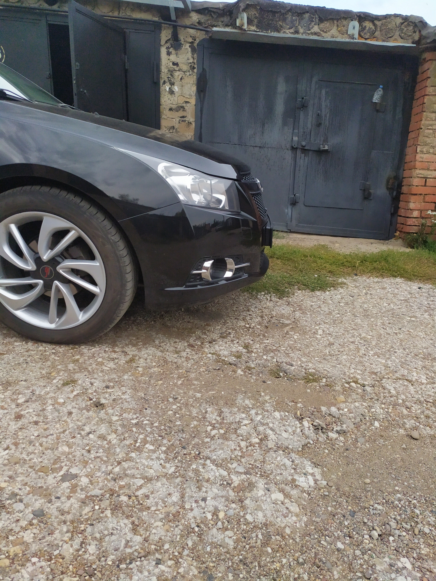 Юбилейные бампера и убираем косяки по кузову. — Chevrolet Cruze (1G), 1 ...