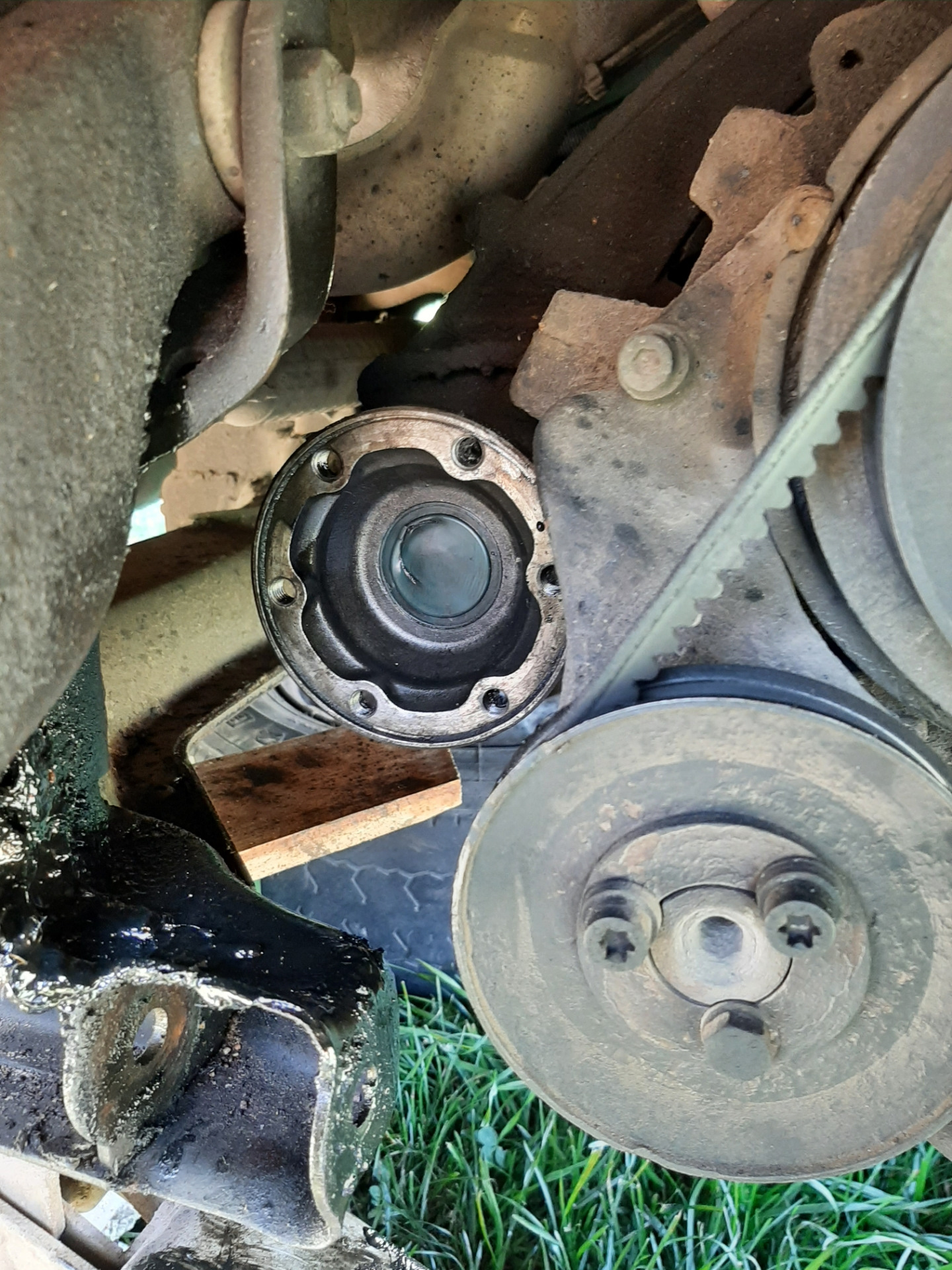 Ремонт правой передней подвески — Volkswagen Transporter T4, 1,9 л ...