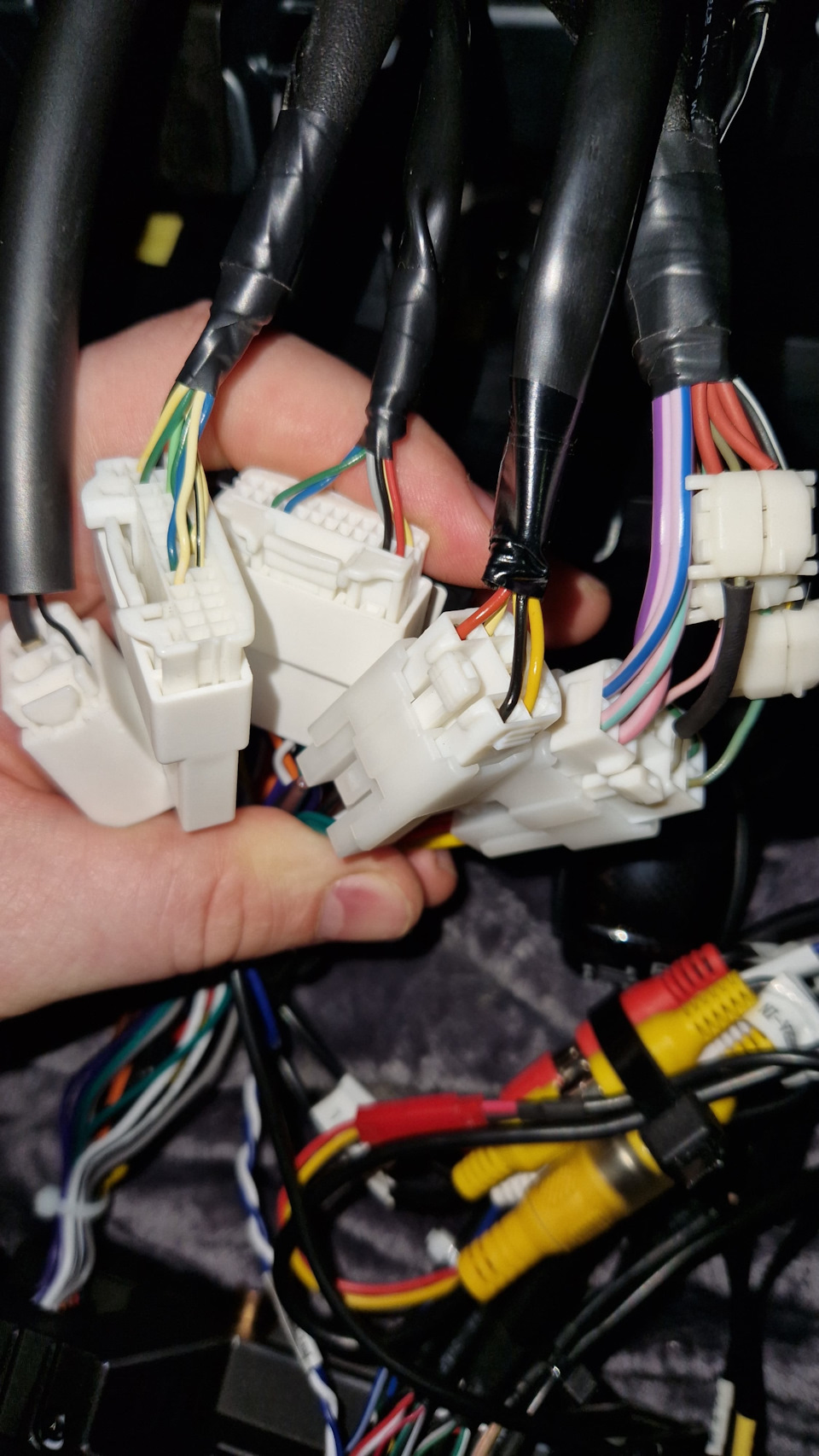 Установка Teyes в Prius 52 PHV. — Toyota Prius Plug-in Hybrid (2G), 1,8 ...