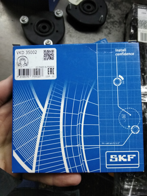 VKD35002 Подшипник качения, опора стойки амортизатора SKF | Запчасти на ...