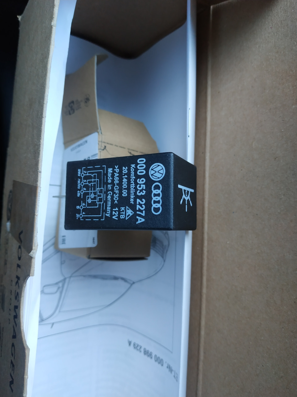 P0115-01 Engine coolant temperature circuit high input — Opel Zafira A ...