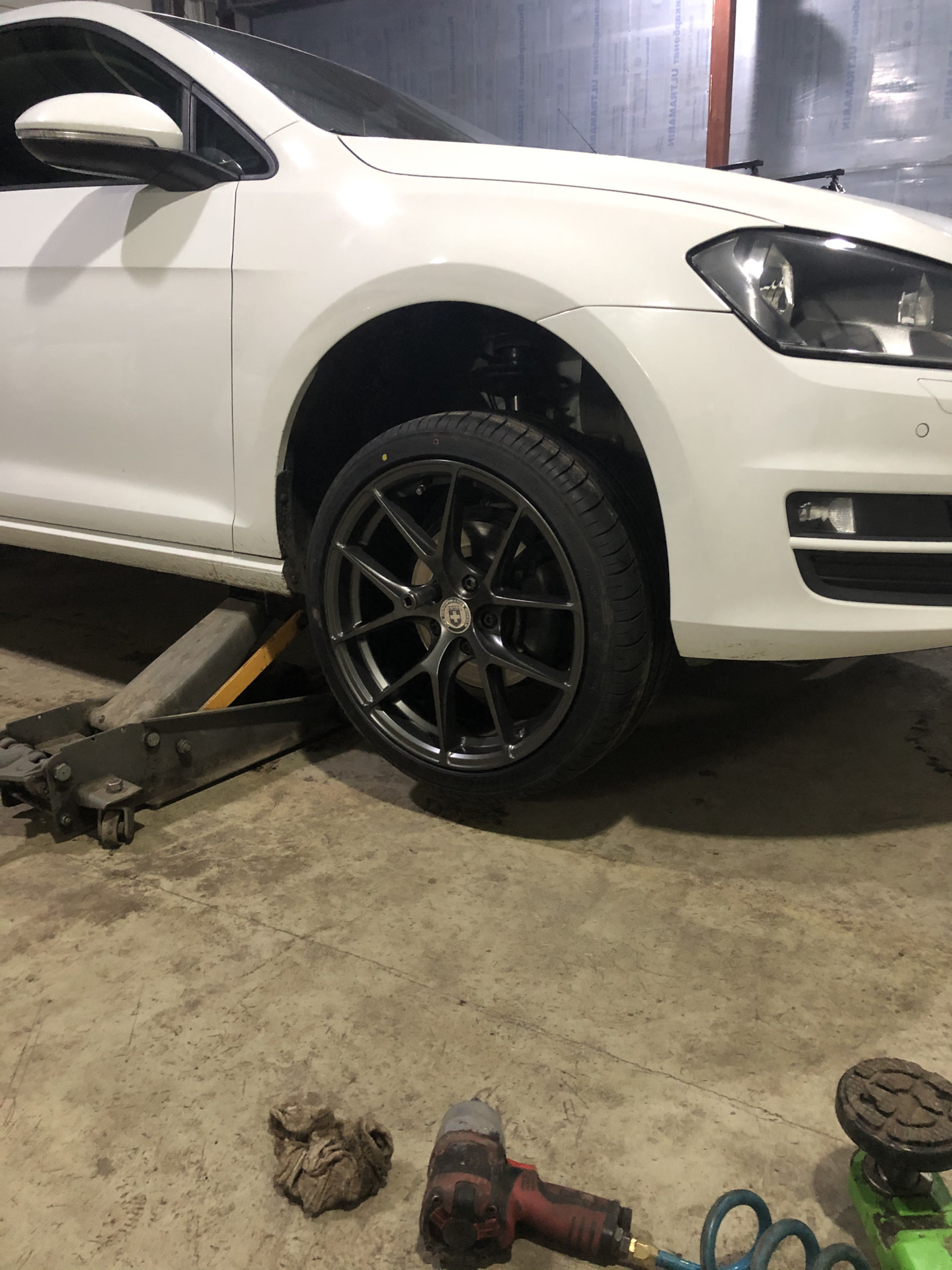 Колеса😈 — Volkswagen Golf Mk7, 1,4 л, 2015 года | колёсные диски | DRIVE2