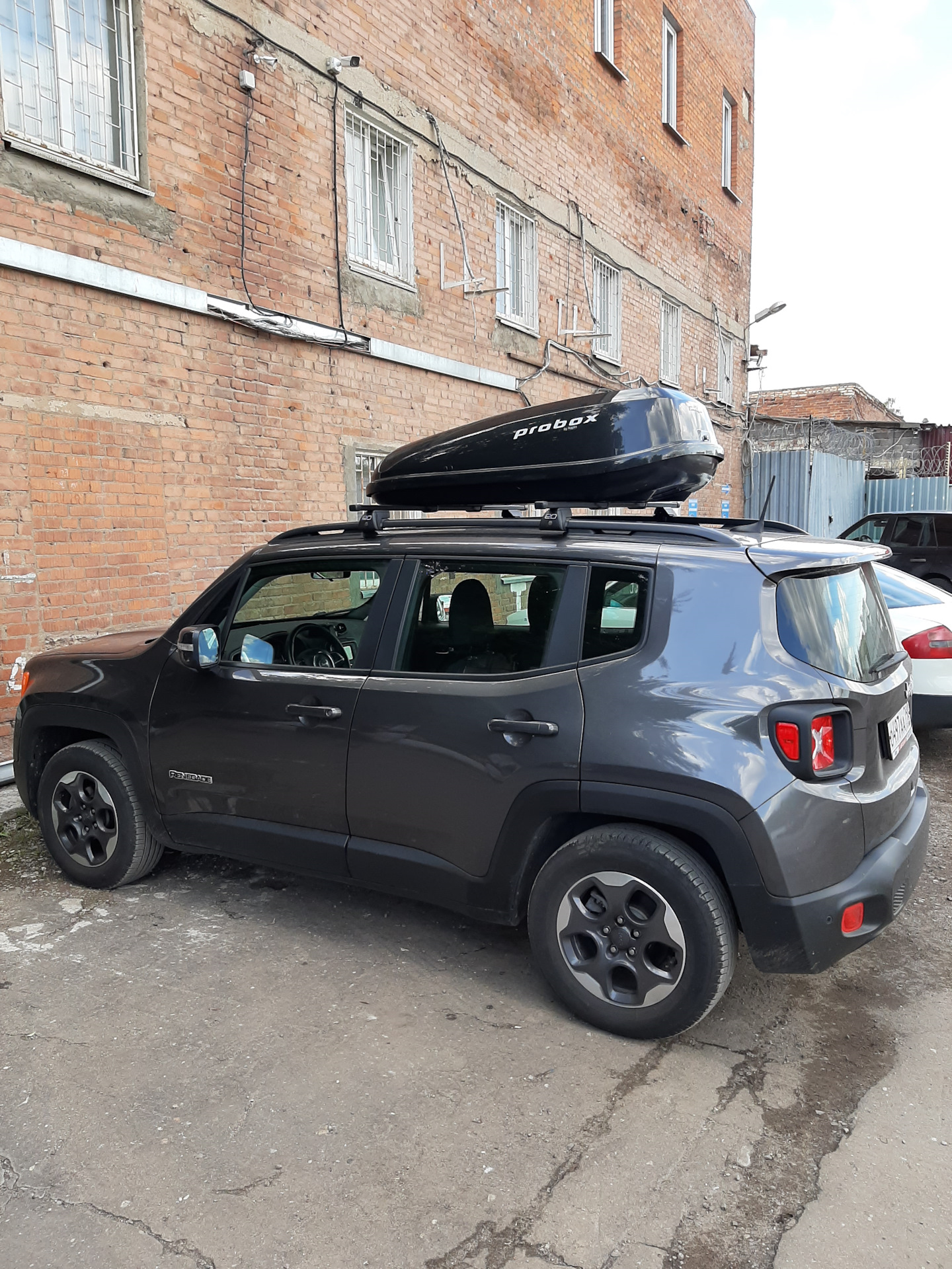 Время снаряжать караваны — Jeep Renegade, 1,4 л, 2018 года | аксессуары ...