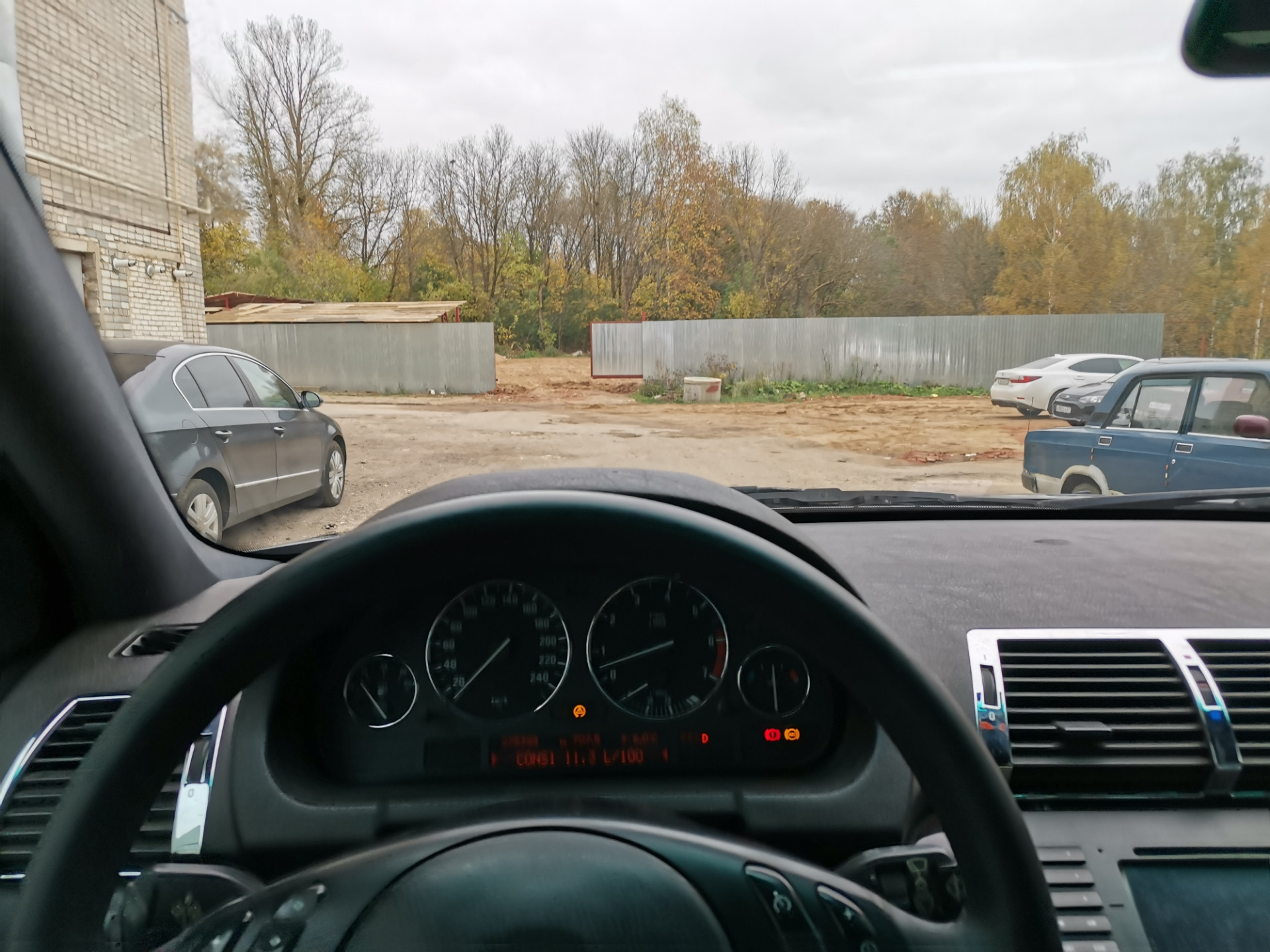 Замена лобового стекла оригинал е53. — BMW X5 (E53), 4,4 л, 2000 года ...