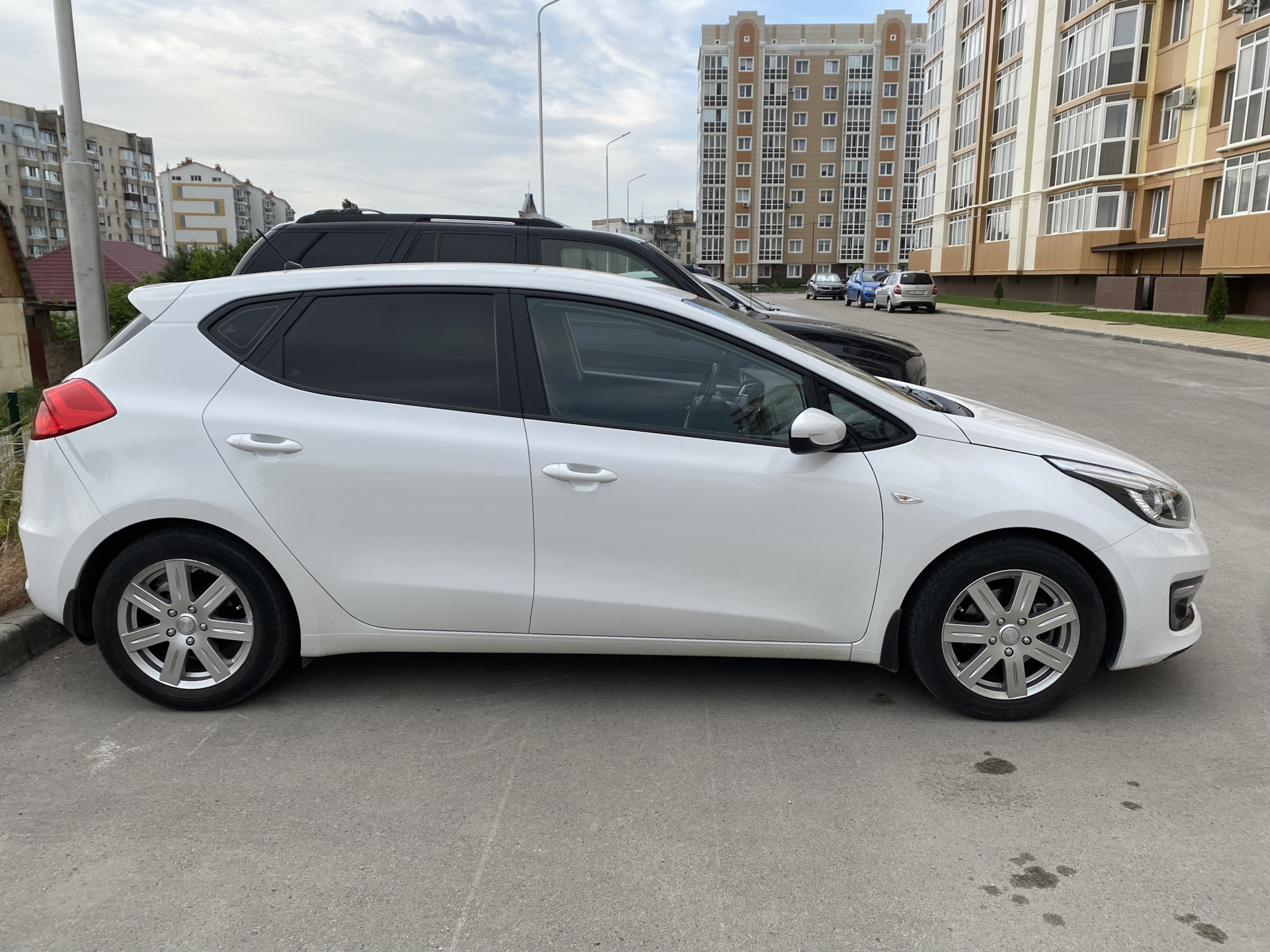 Колёса R17 — KIA Ceed (2G), 1,6 л, 2015 года | тюнинг | DRIVE2