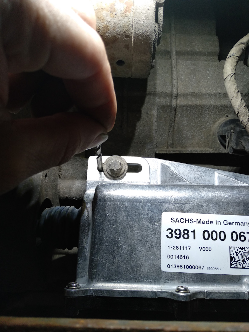 013981000067 Рабочий цилиндр сцепления SACHS | Запчасти на DRIVE2