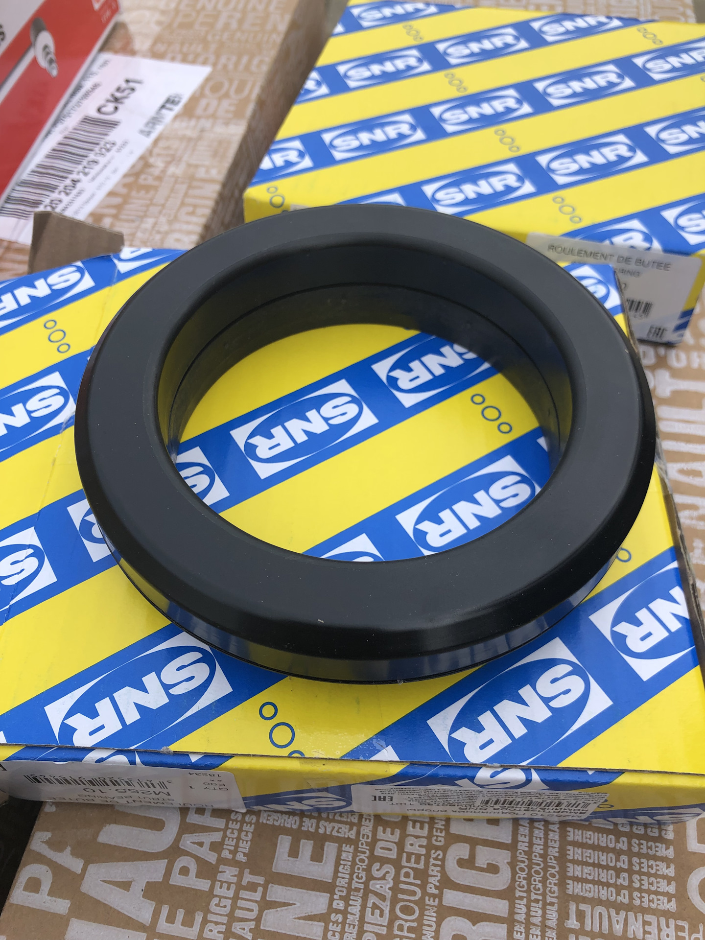 Передние амортизаторы — Renault Fluence, 1,6 л, 2012 года | визит на ...