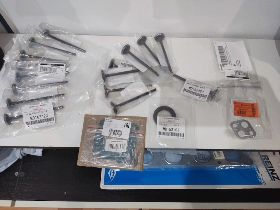 Обрыв ГРМ. Ч.4. Закуп запчастей — Mitsubishi Carisma, 1,6 л, 2003 года ...