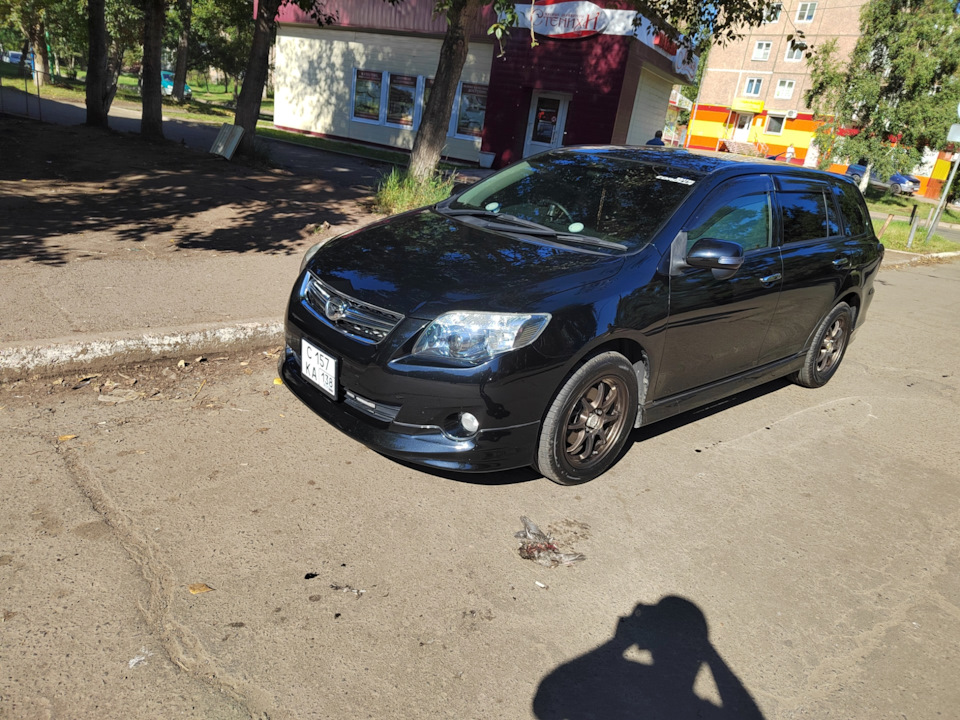 Rays CE28N — Toyota Corolla Fielder (E140), 1,5 л, 2010 года | колёсные диски | DRIVE2