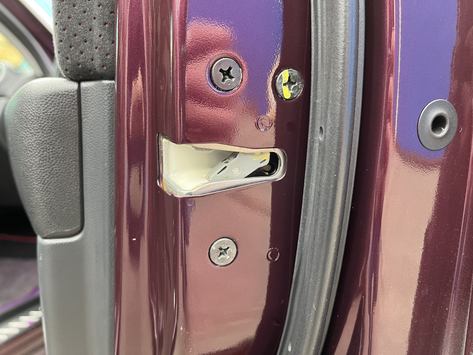 И правый может стать левым — замена замка двери! — Mazda 3 (1G) BK, 1,6 ...