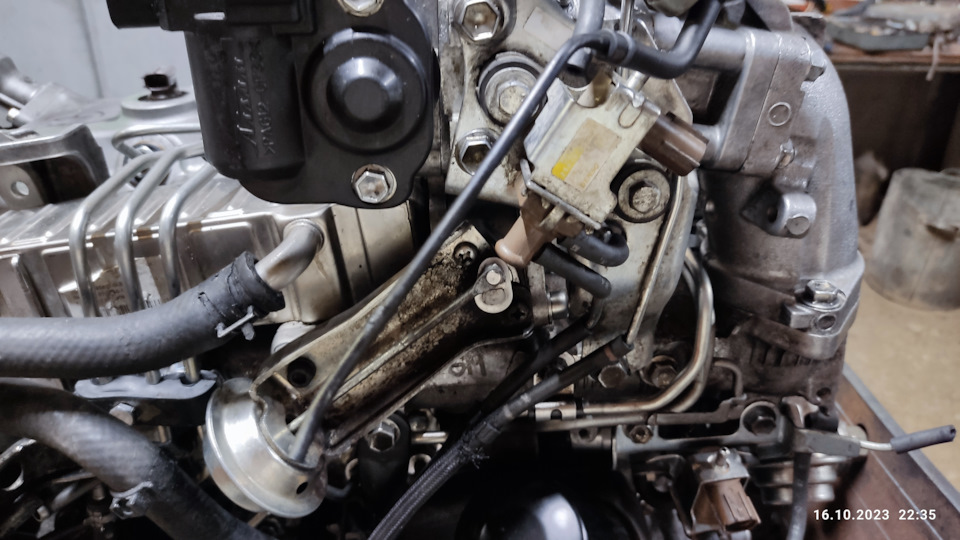 Владельцам Toyota Hilux 2KD-FTV 7 мого поколения нужна распиновка ...