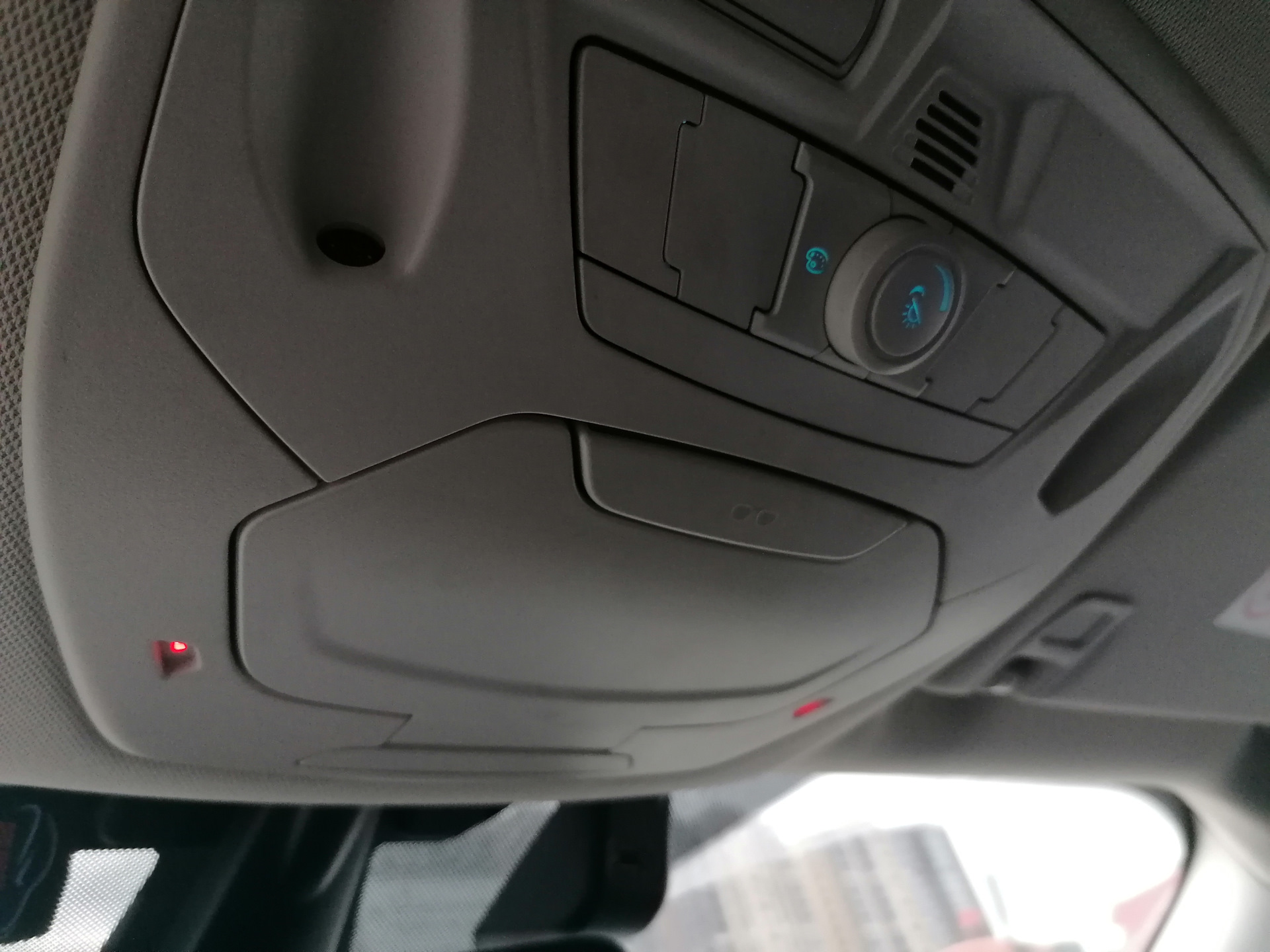 Куга 2 с Ambient light — очечник с многоцветом, модернизация к НГ 2022 ...