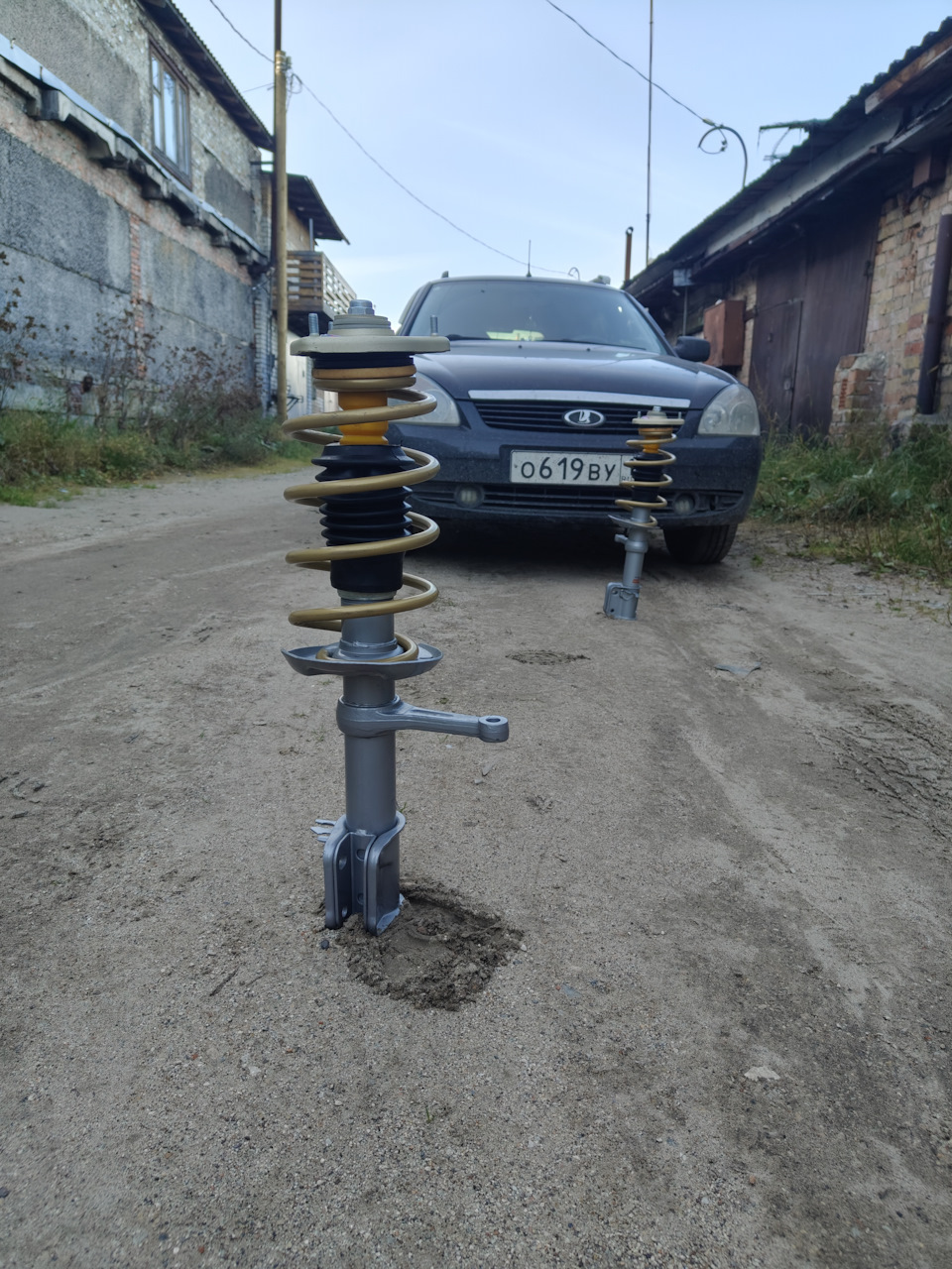 Стойки СС20 комфорт — Lada Приора универсал, 1,5 л, 2011 года ...