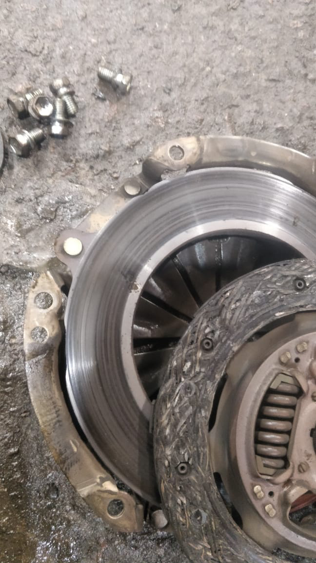 Сцепление на роботе, часть 2. — Toyota Yaris (p2), 1,3 л, 2008 года ...